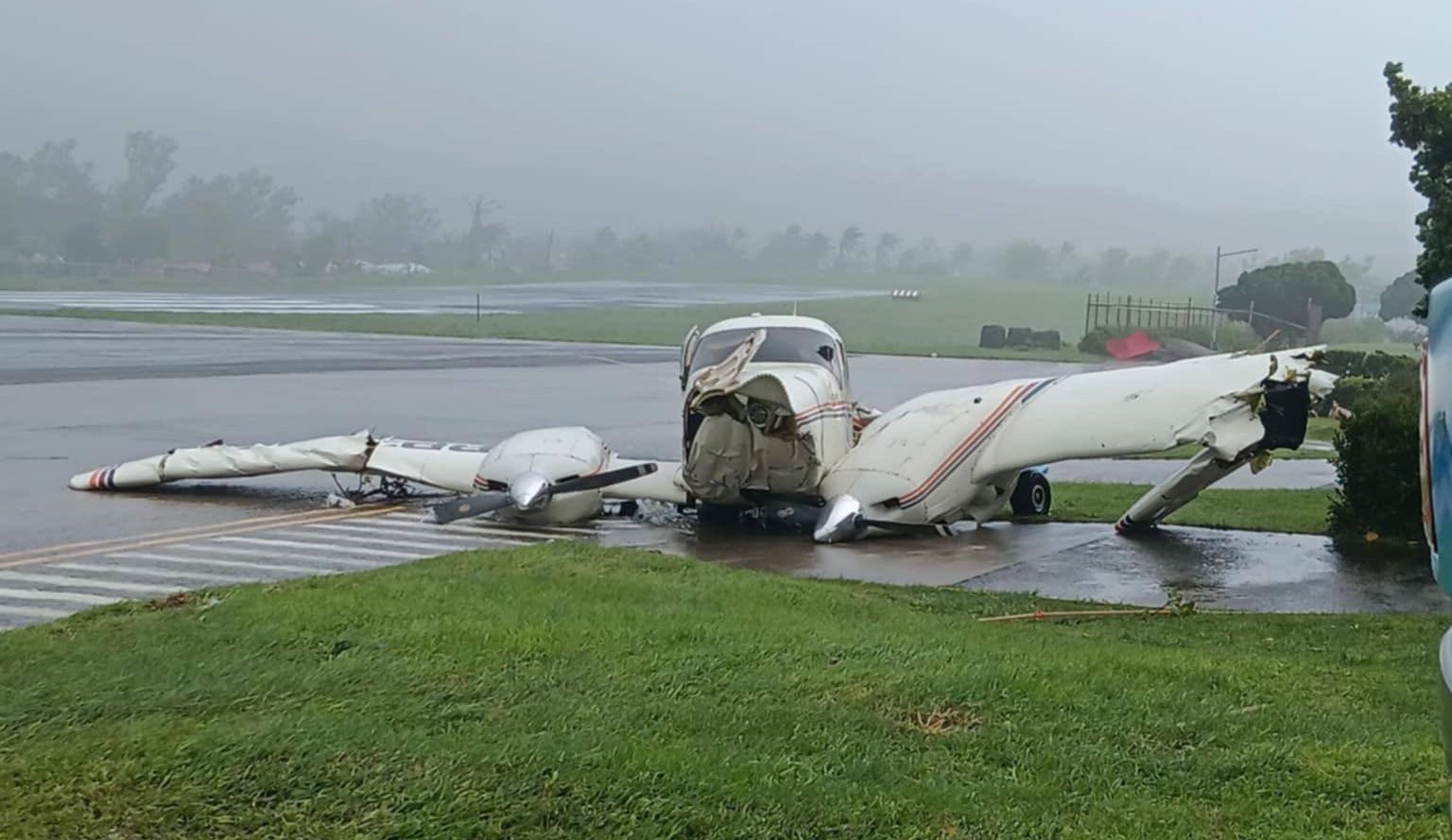 5-Seater Plane Damaged by Typhoon Julian in Batanes – Rapid News PH